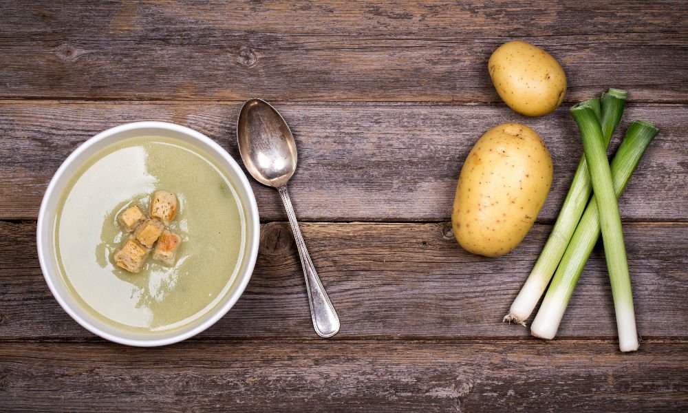 HEARTY VEGAN SOUP FOR THE STORMY WEATHER - SPUD.ca