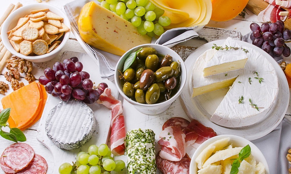 How To Build A Charcuterie Board Like An Expert - SPUD.ca