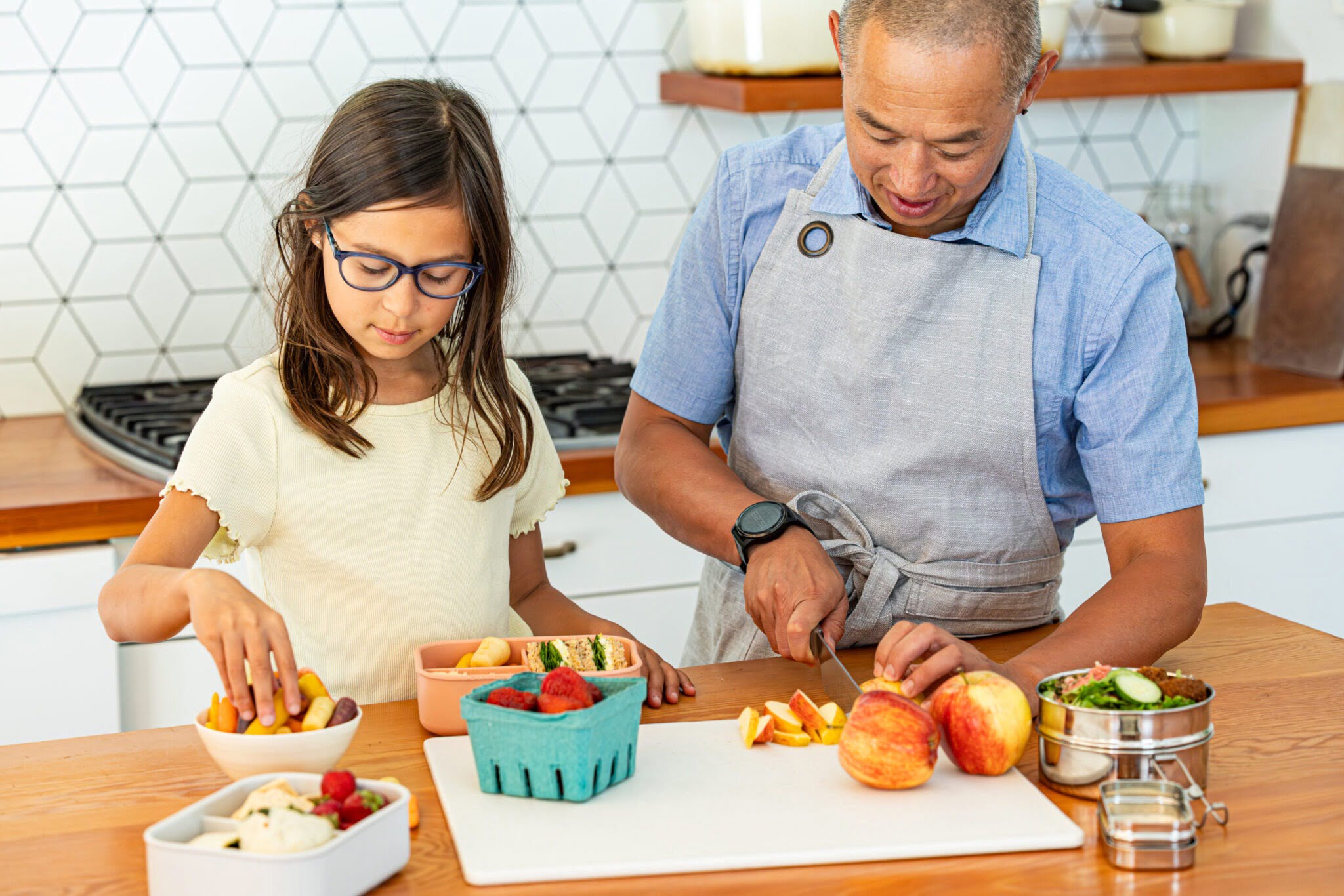5 Ways to Nurture Your Daughter’s Relationship with Food - Spud